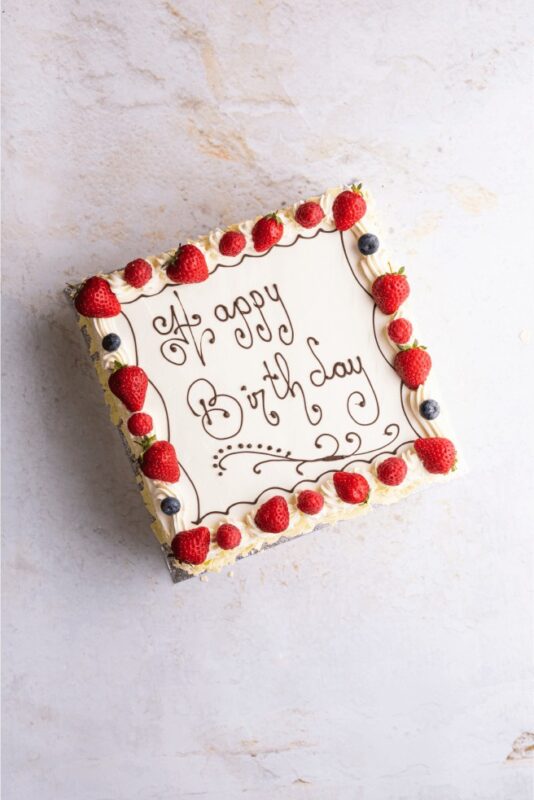 Large Celebration Cakes – Mortons