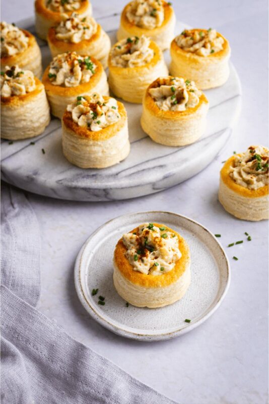MINI CHICKEN & MUSHROOM VOL AU VENTS – Mortons