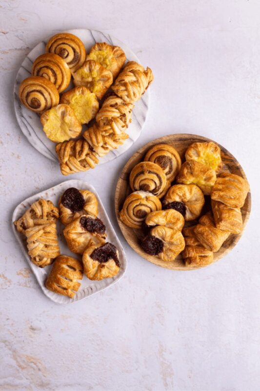 GOURMET MINI PASTRY PLATTER – Mortons